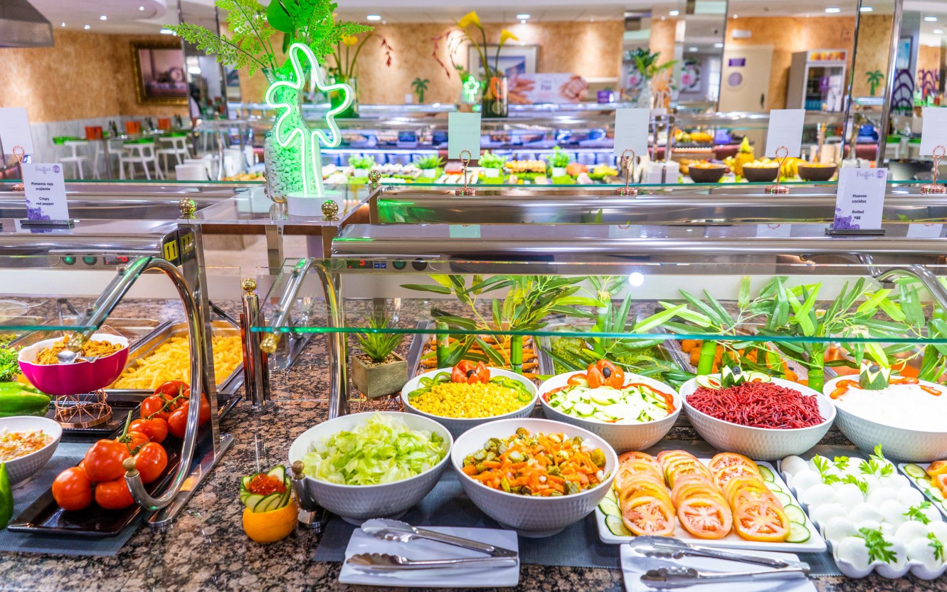 LOS 18 MEJORES Hoteles con buffet libre en 2023