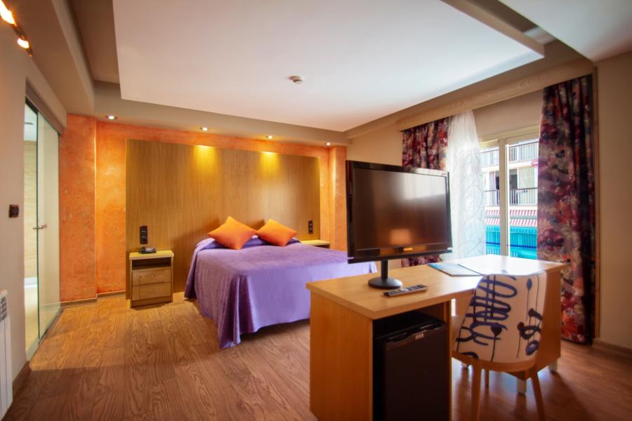 Photos and videos | Servigroup Nereo Hotel